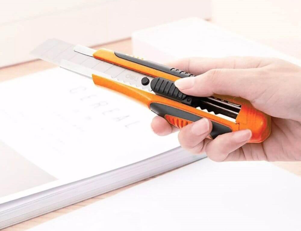 Cutter Mare Deli, cu Sina si Grip, Lame de Rezerva, Rosu - eMAG.ro